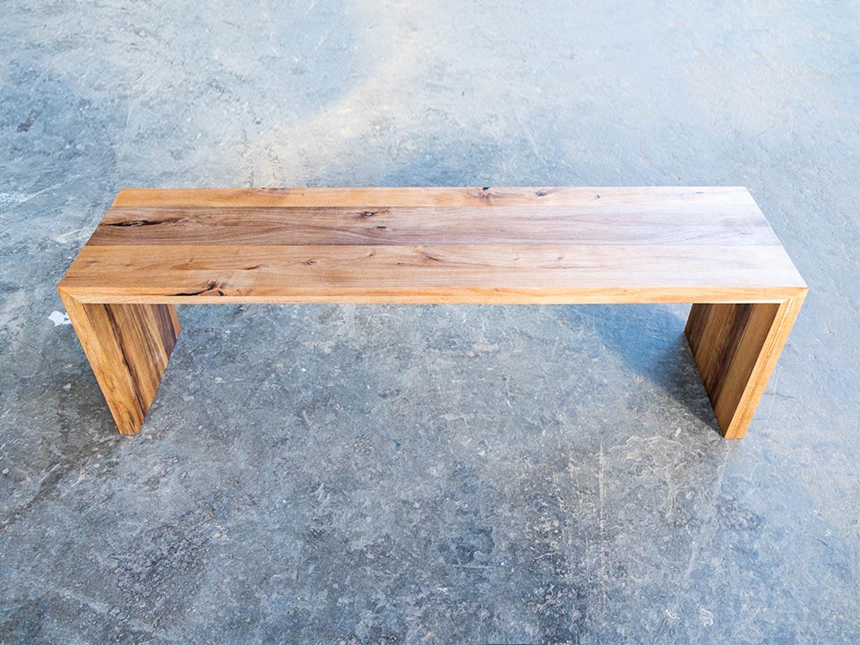 Pin bench | Tabled